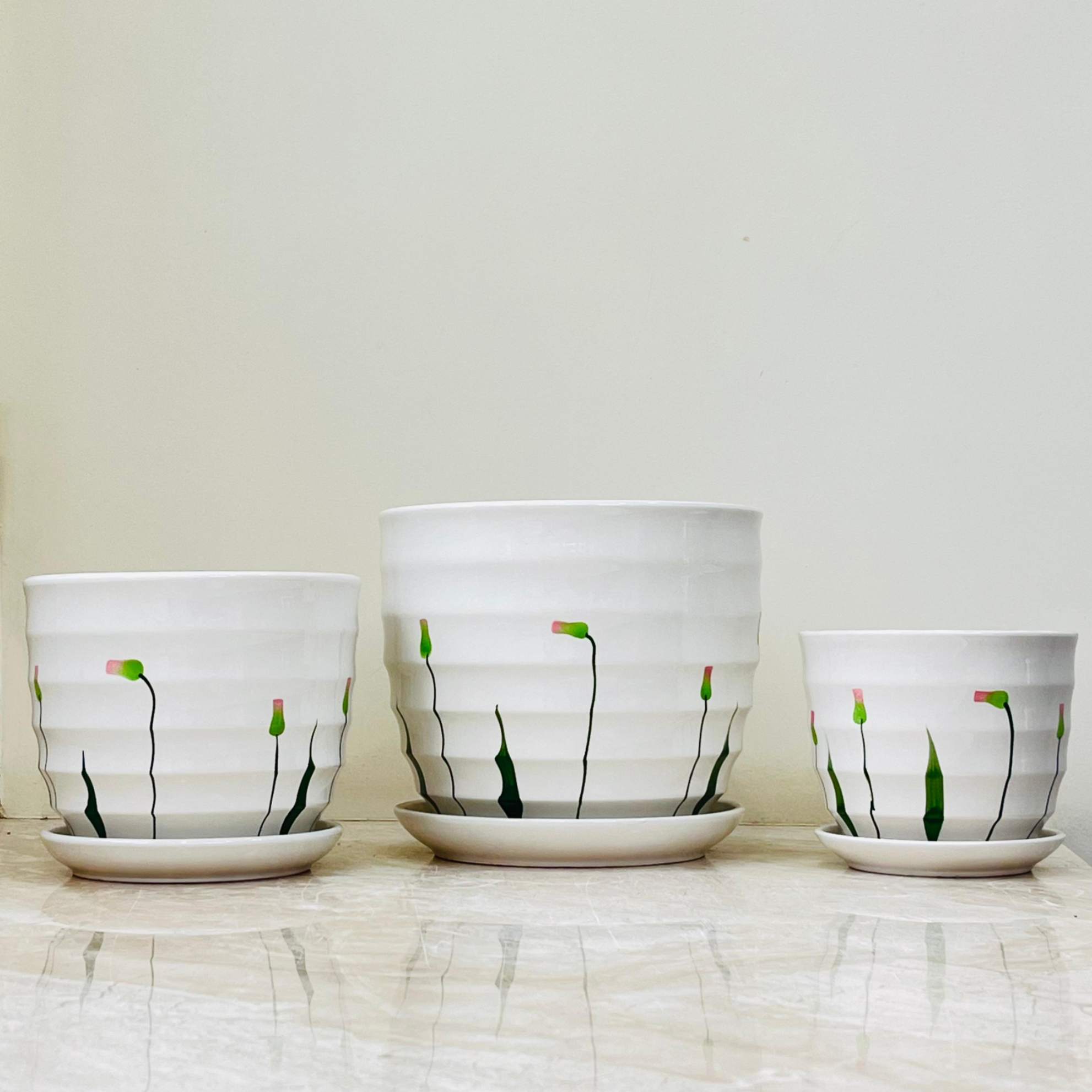 Set of 3 White Ceramic Pots with Floral Design – ChhajedGarden.com