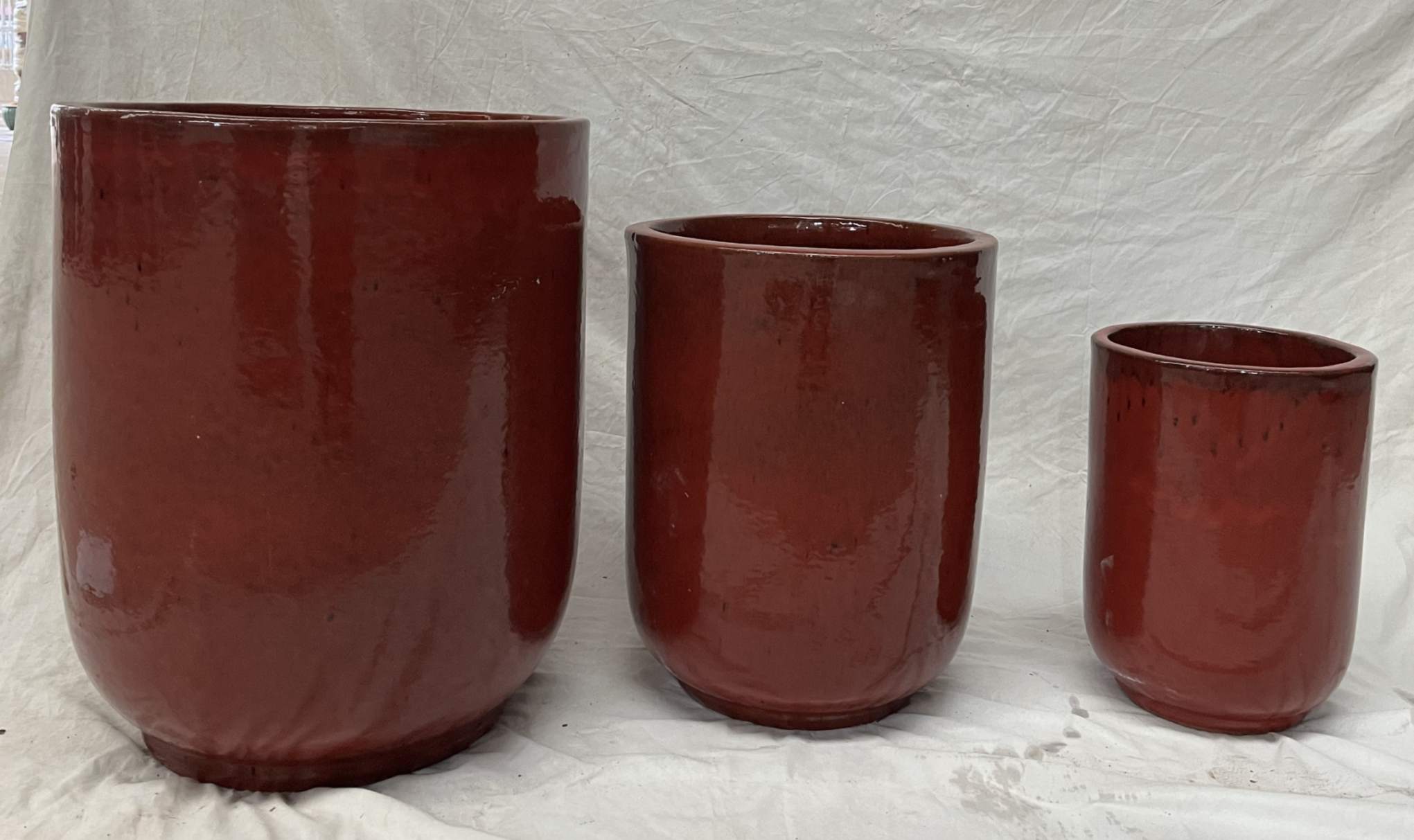 Luxurious Deep Red Ceramic Pots | Glossy Finish for Elegant Home Décor ...