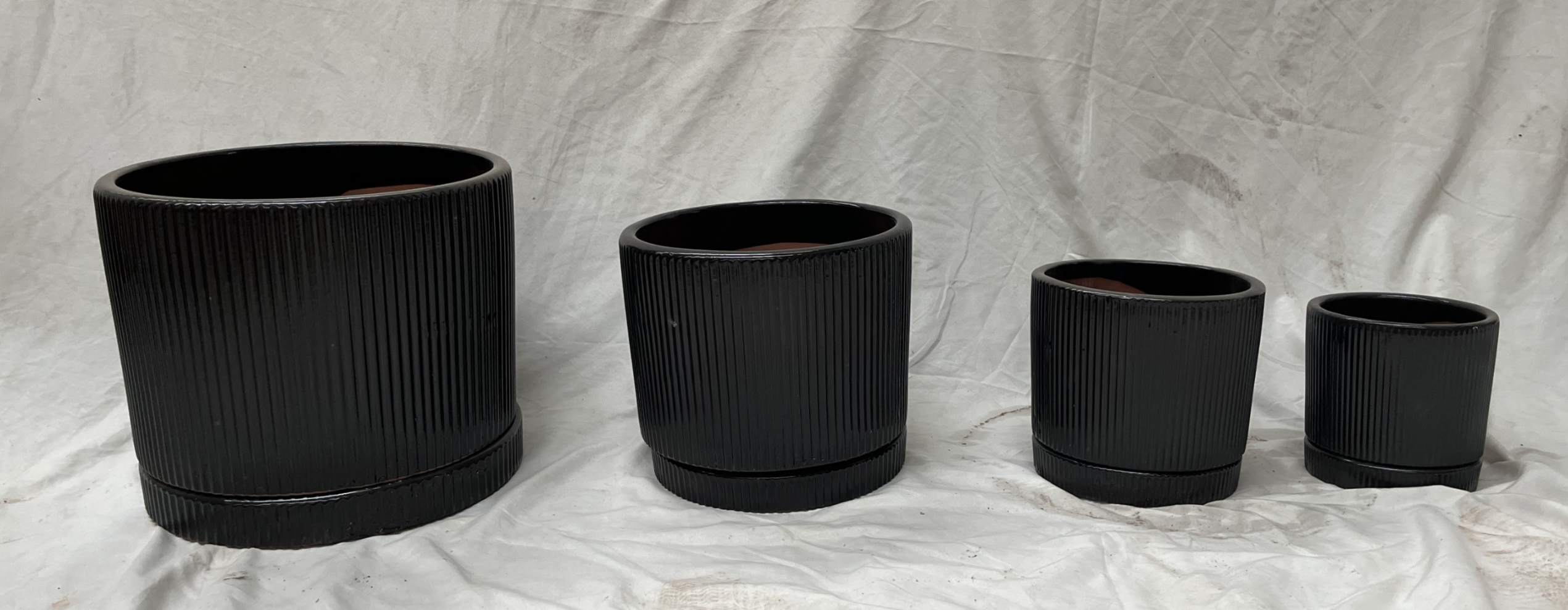 Black Fluted Ceramic Pot Set Of 4 for Indoor and Outdoor Use ...