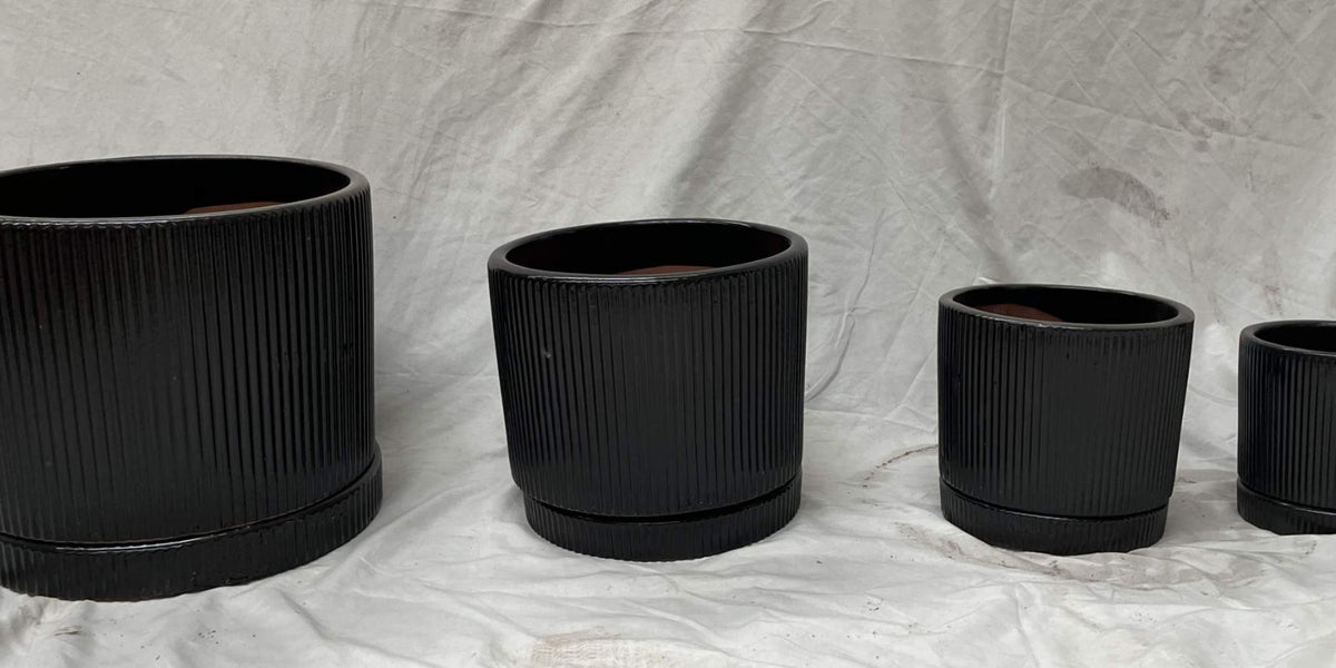 Black Fluted Ceramic Pot Set Of 4 for Indoor and Outdoor Use ...
