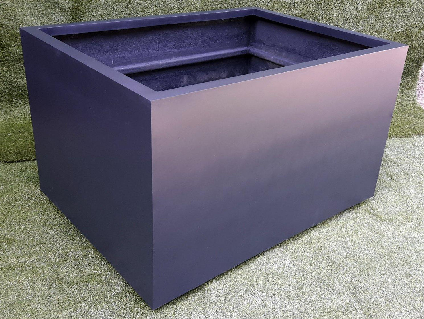 Courtyard Fiber Planter – ChhajedGarden.com