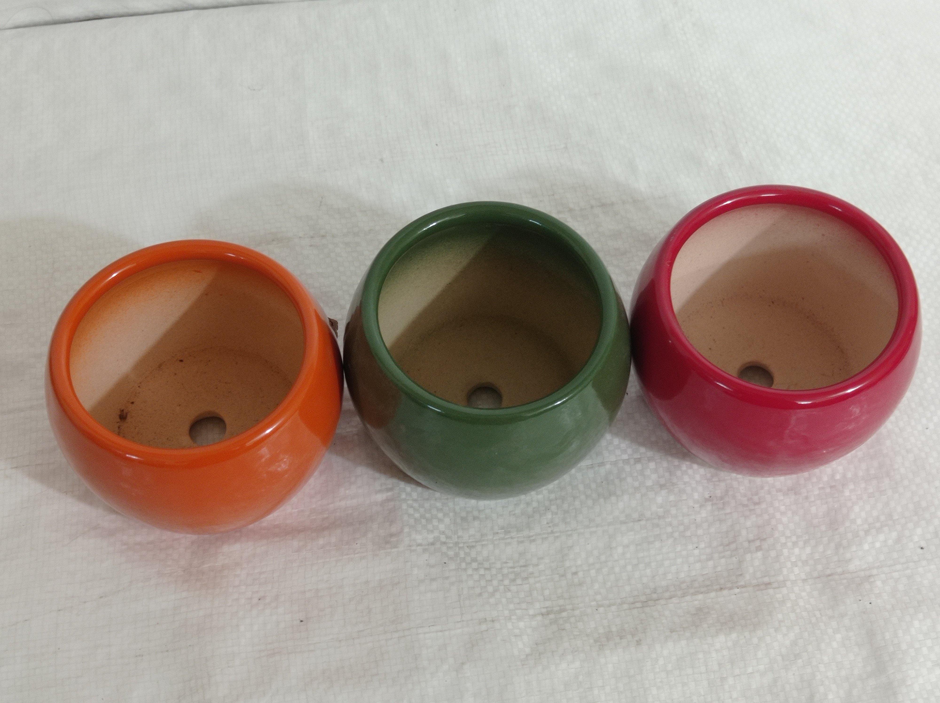 Shop Assorted Colors Ceramic Plant Pot Set | Contemporary Style ...